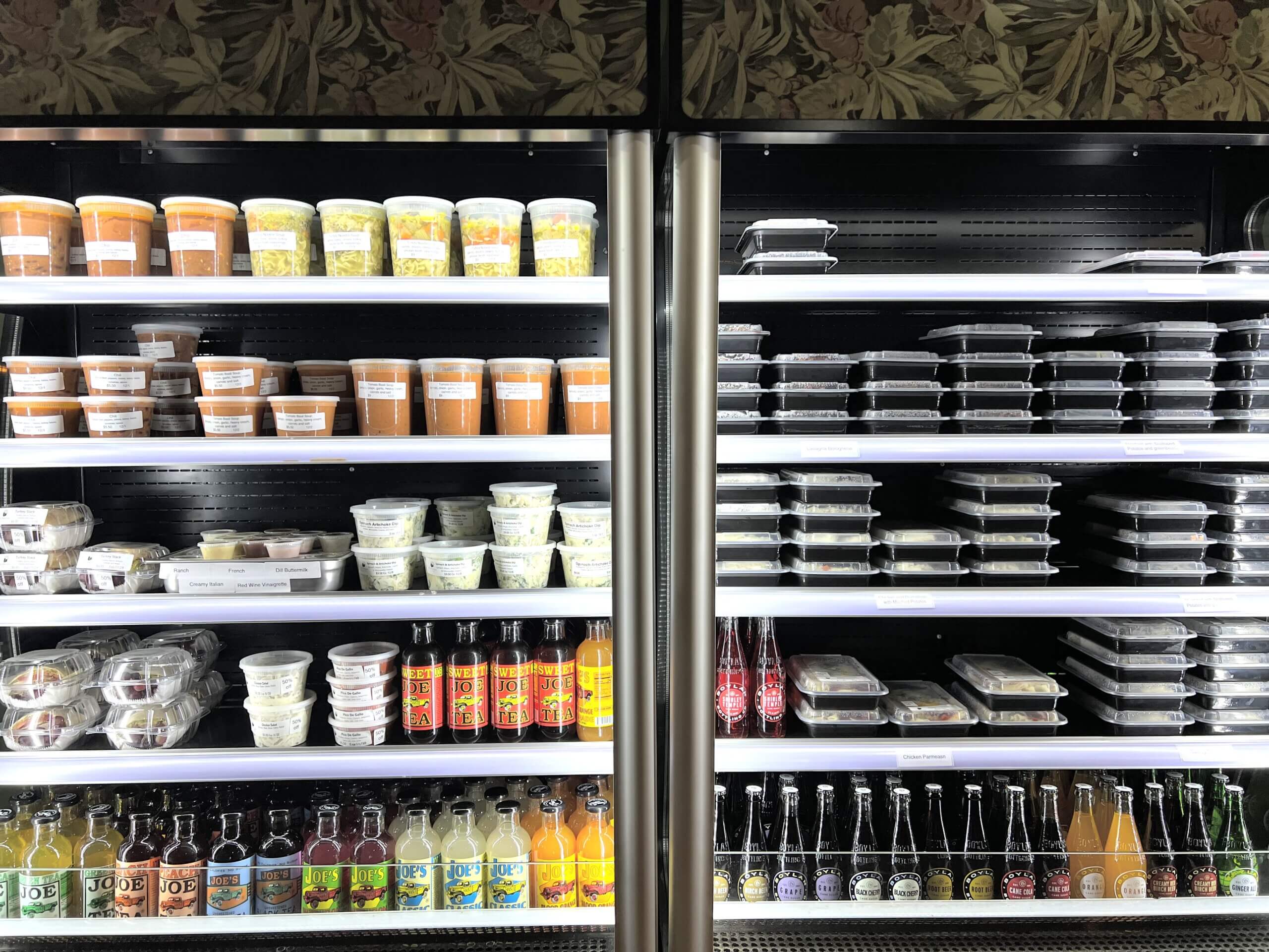 About Us - The F.A.R.M.—Food. Arts. Recreation. Market.